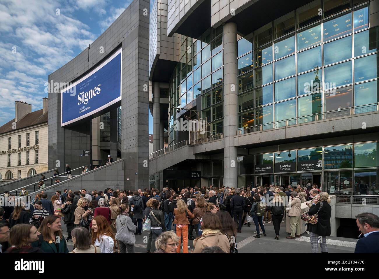 Opera-goers outside the entrances of the Opera Bastille. Paris, France ...