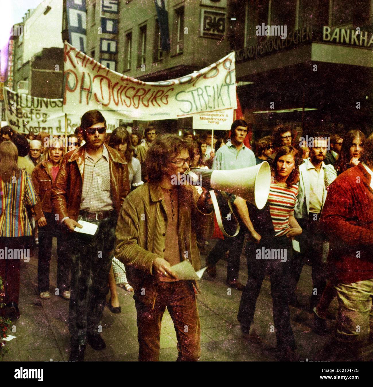 DEU, Germany: The historical colour photos from the times of the 70s ...