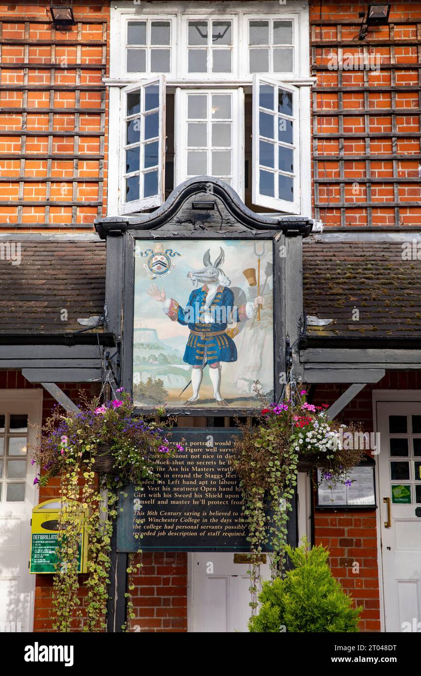 Pub meals hi-res stock photography and images - Alamy