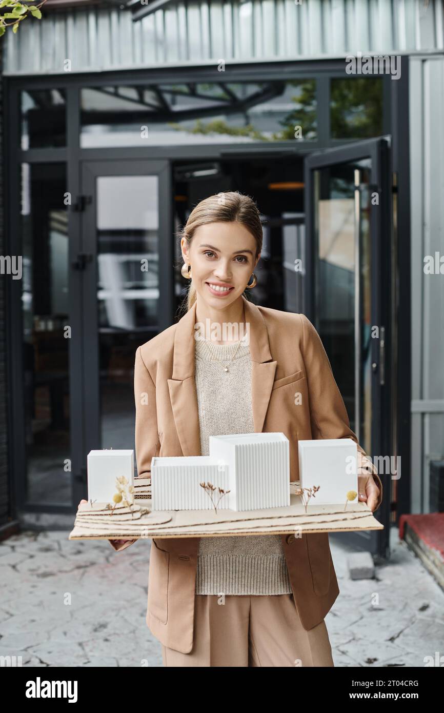 Woman scale model hi-res stock photography and images - Alamy