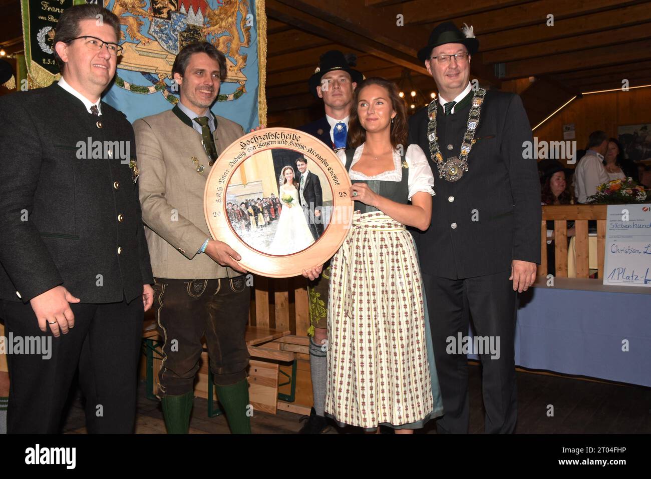 Links Robert Kleiber Luftgewehr Luftpistole Hochzeits Scheibe Gewinner ...