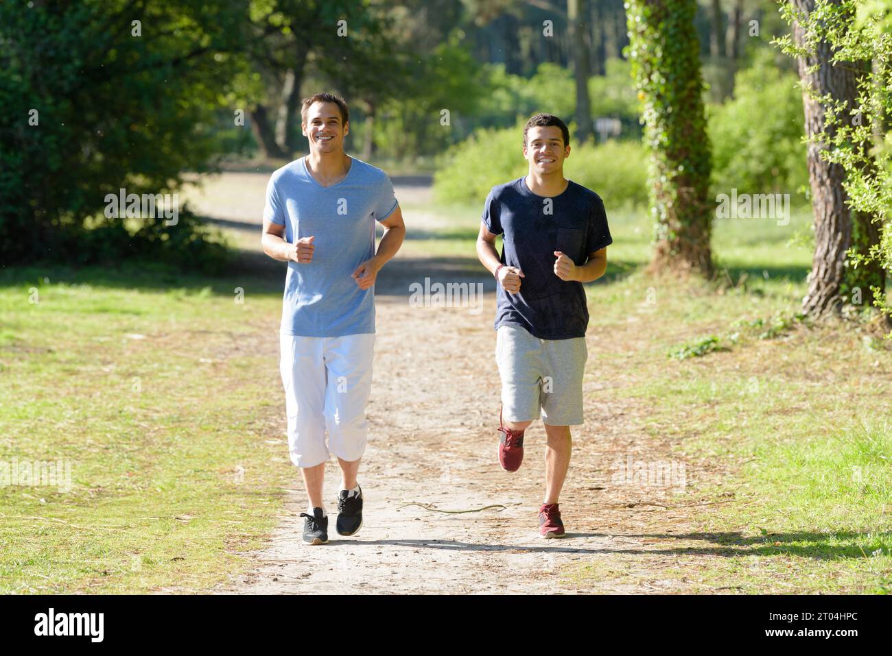 dirty feet runner man running a forest trail Stock Photo - Alamy