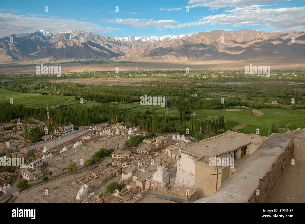Ladhak mountain snow hi-res stock photography and images - Alamy