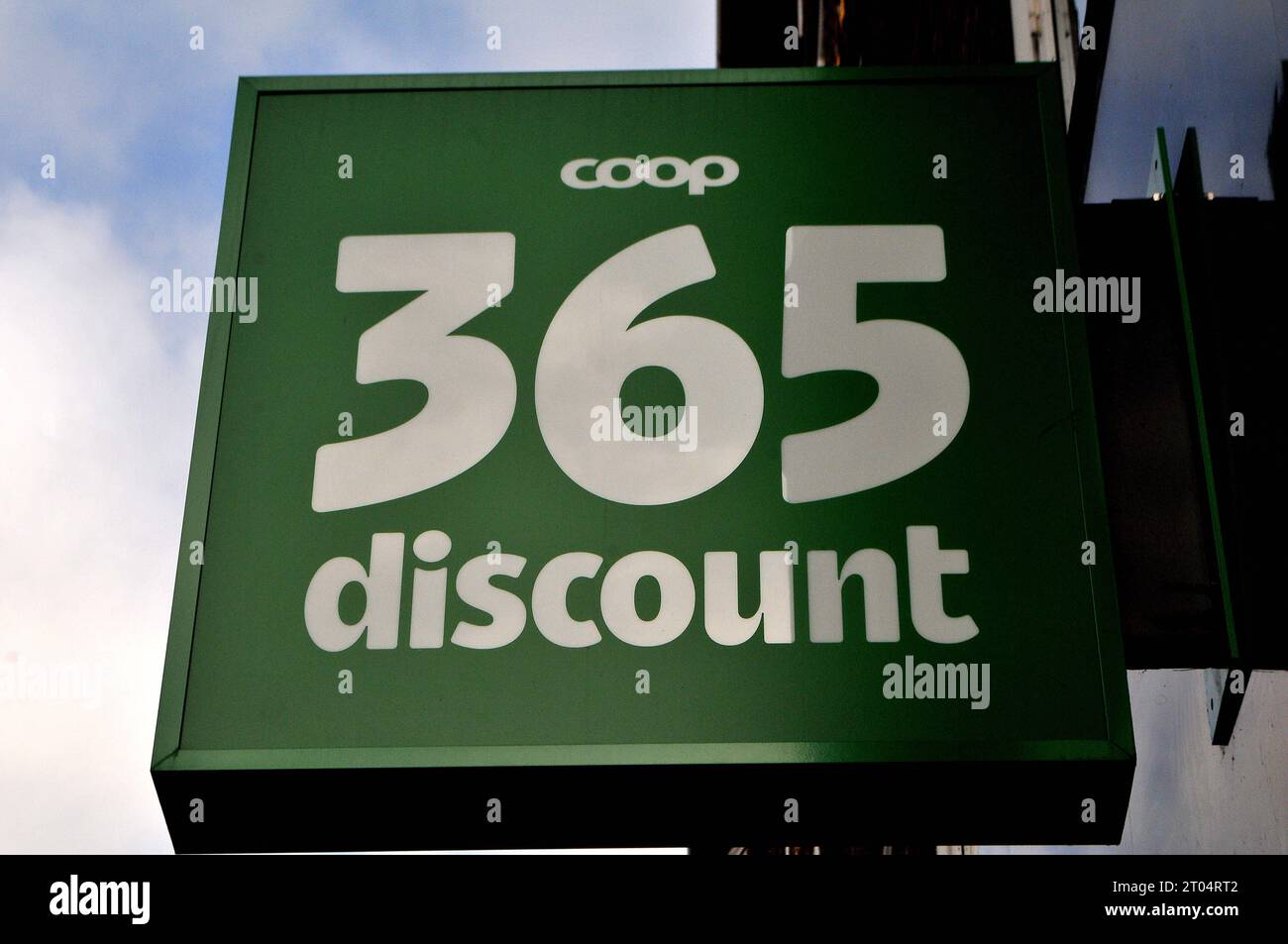 365 coop hi-res stock photography and images - Alamy