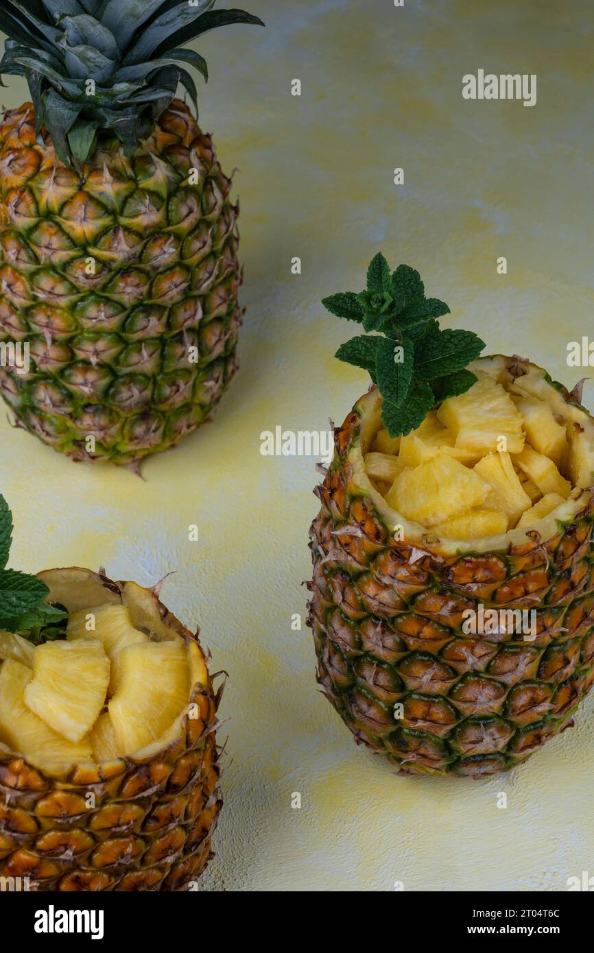 The pineapple structure hi-res stock photography and images - Alamy