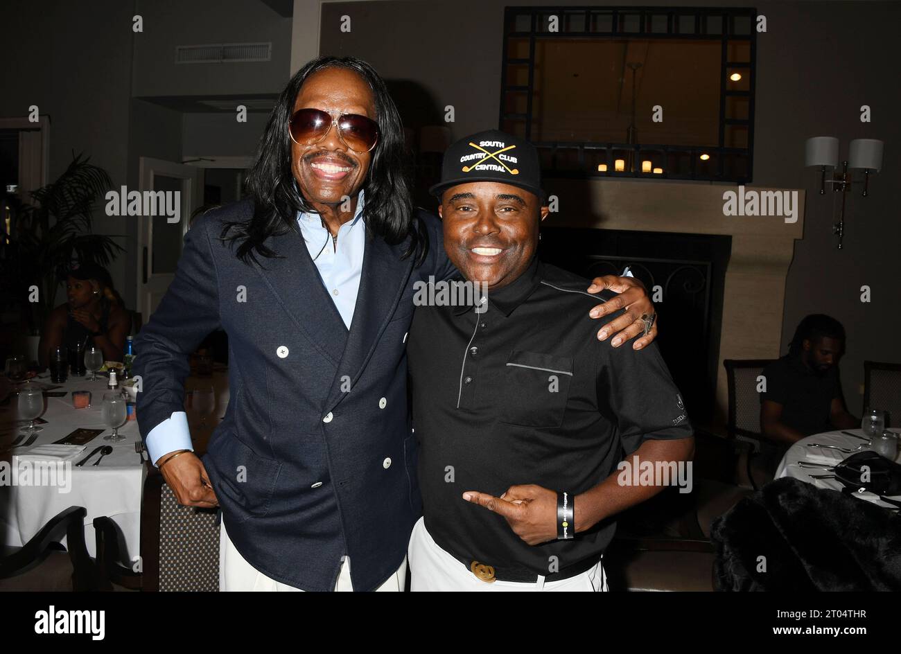 TARZANA, CALIFORNIA - OCTOBER 02: Verdine White, Alex Thomas attend the ...