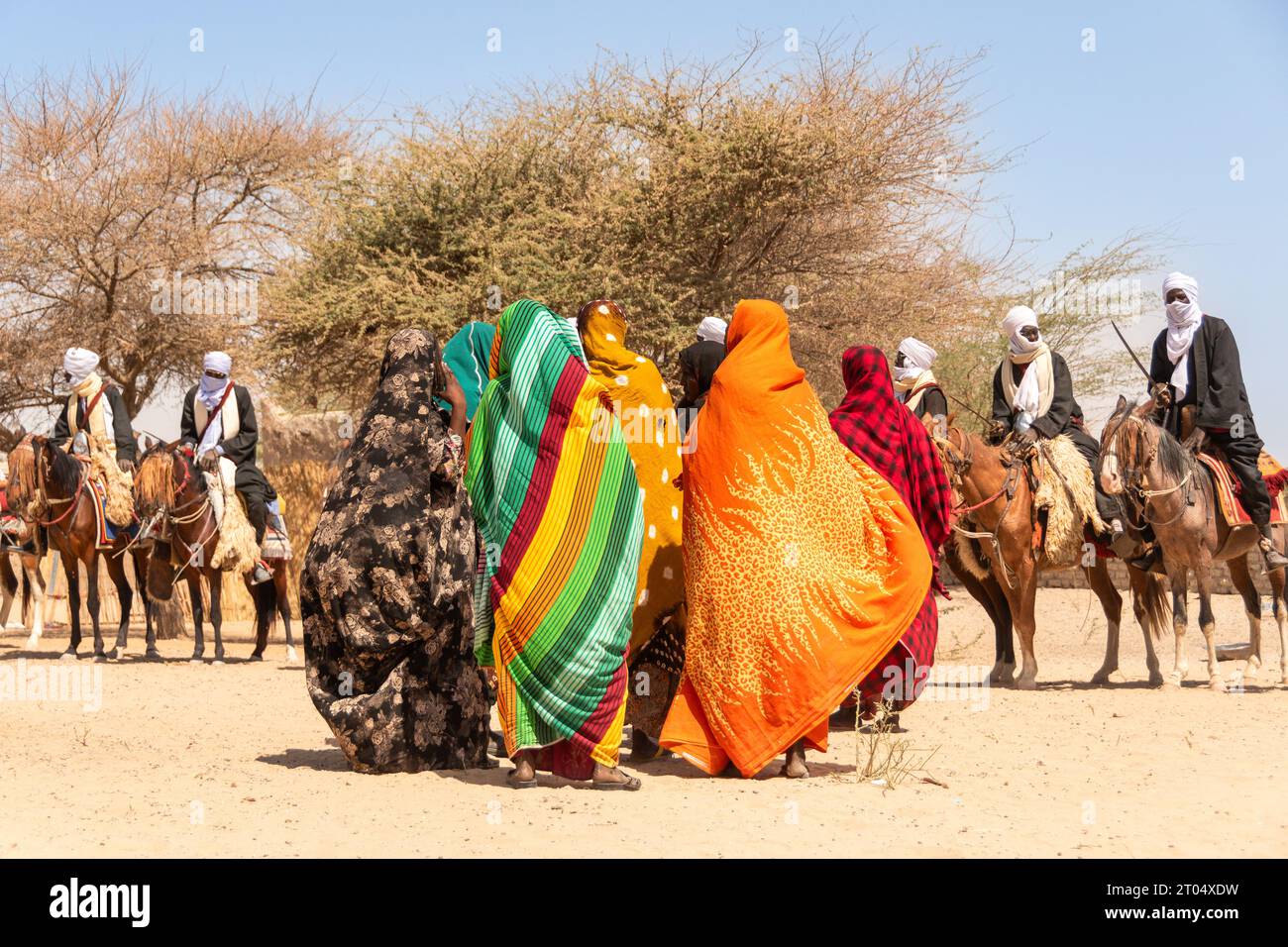 Arab women dancing in a traditional festival in Chad Stock Photo - Alamy