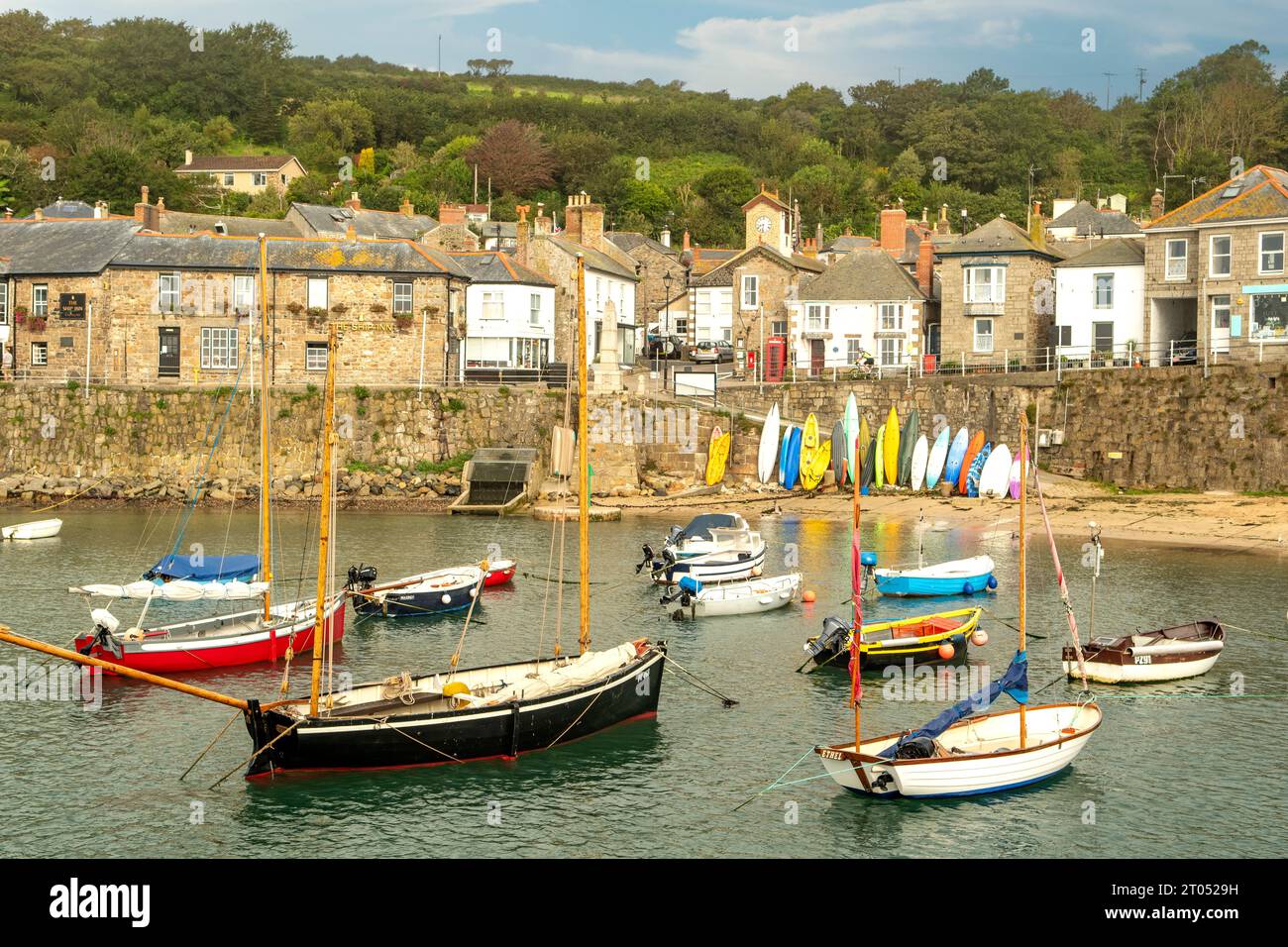 Tourism england coast cornwall hi-res stock photography and images - Alamy
