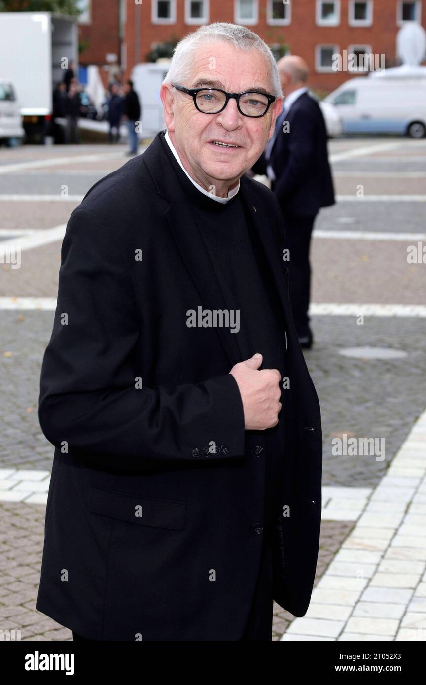 Karl schultz hi-res stock photography and images - Alamy