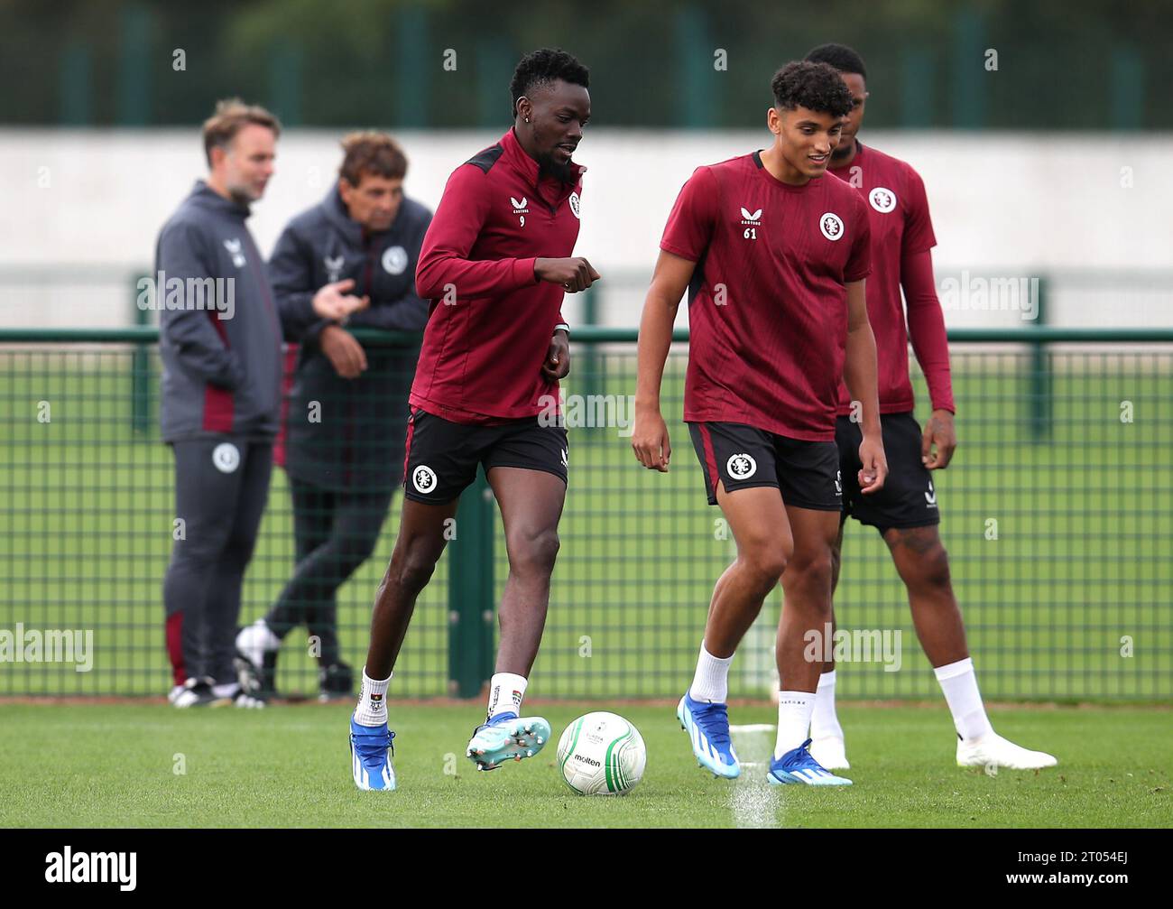 Bertrand traore training hi-res stock photography and images - Alamy