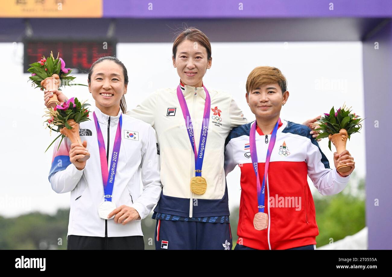 Chun'an, China's Zhejiang Province. 4th Oct, 2023. Silver medalist Na ...