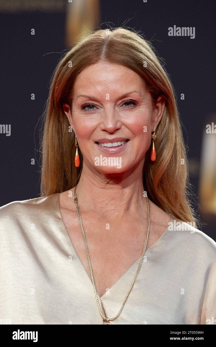 Esther SCHWEINS, Schauspielerin, Roter Teppich, Red Carpet Show ...