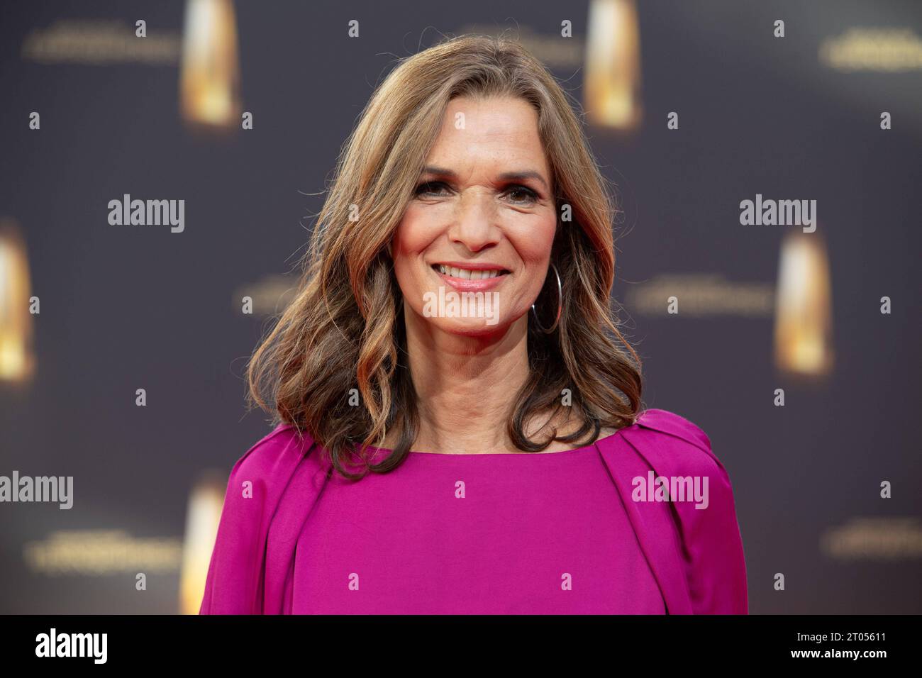 Julia Niharika SEN, Moderatorin, Roter Teppich, Red Carpet Show ...