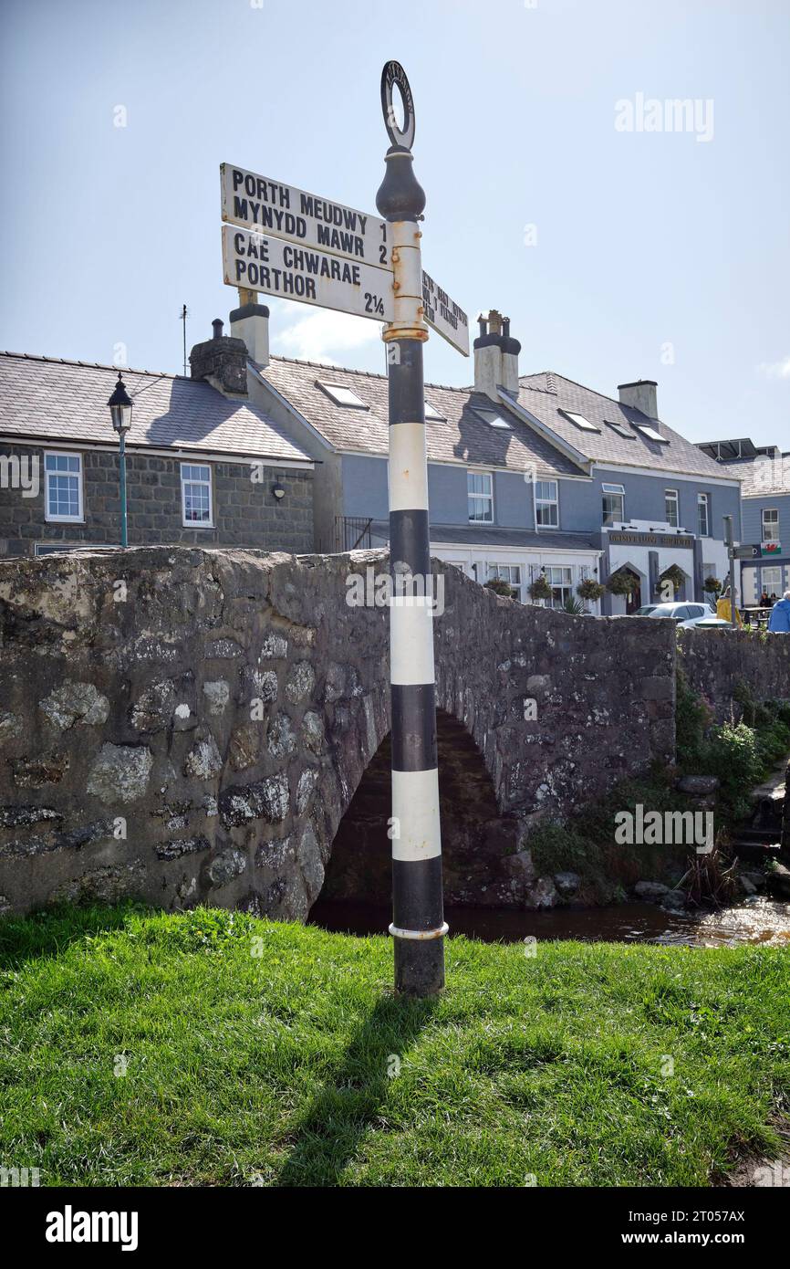 The tourist destination village of Aberdaron Gwynedd, Llyn Peninsula ...