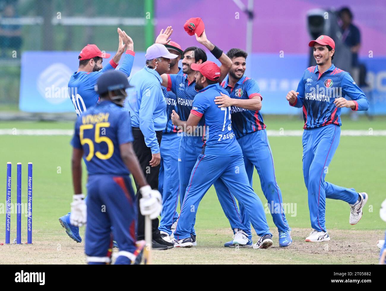 Hangzhou, China's Zhejiang Province. 4th Oct, 2023. Athletes of ...
