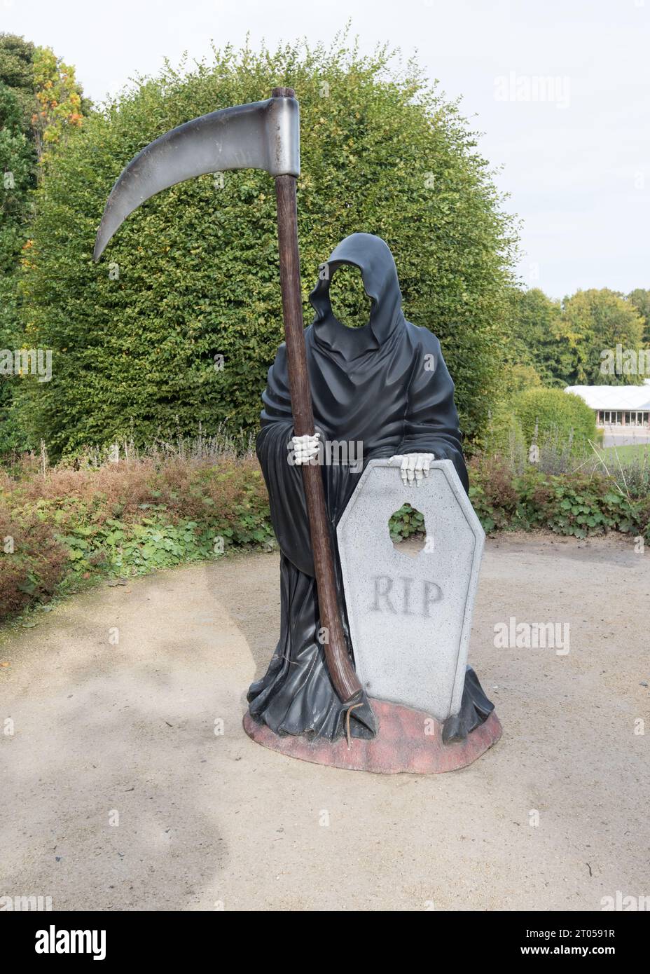 Depicted as a robed skeleton wielding a scythe hi-res stock photography ...