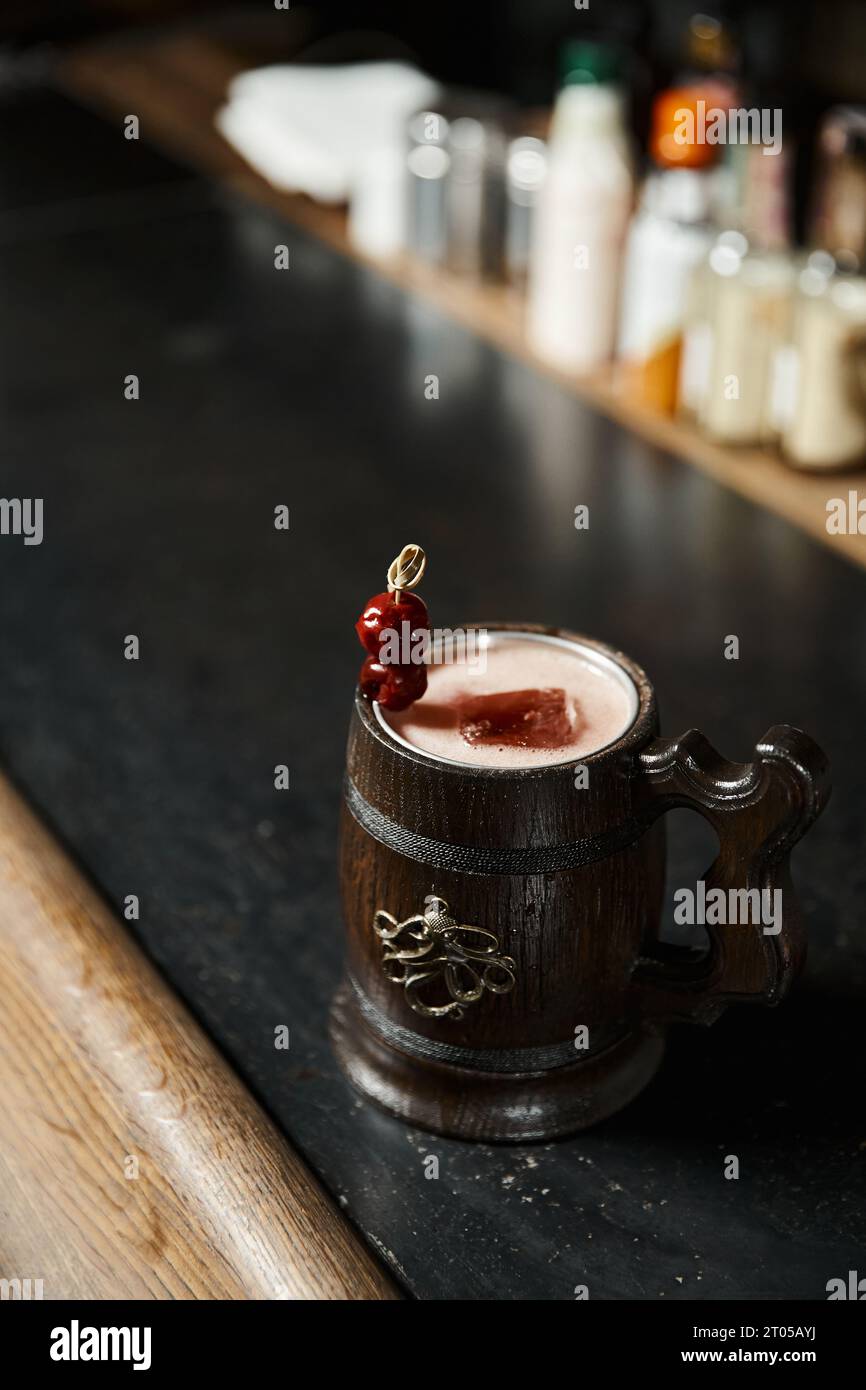 Cocktail hour decor hi-res stock photography and images - Alamy