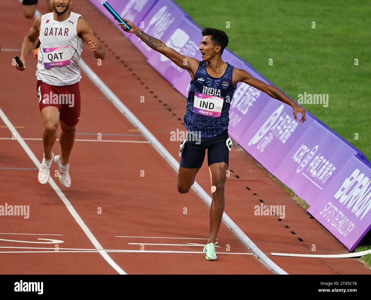 Hangzhou, China's Zhejiang Province. 4th Oct, 2023. Rajesh Ramesh (R ...