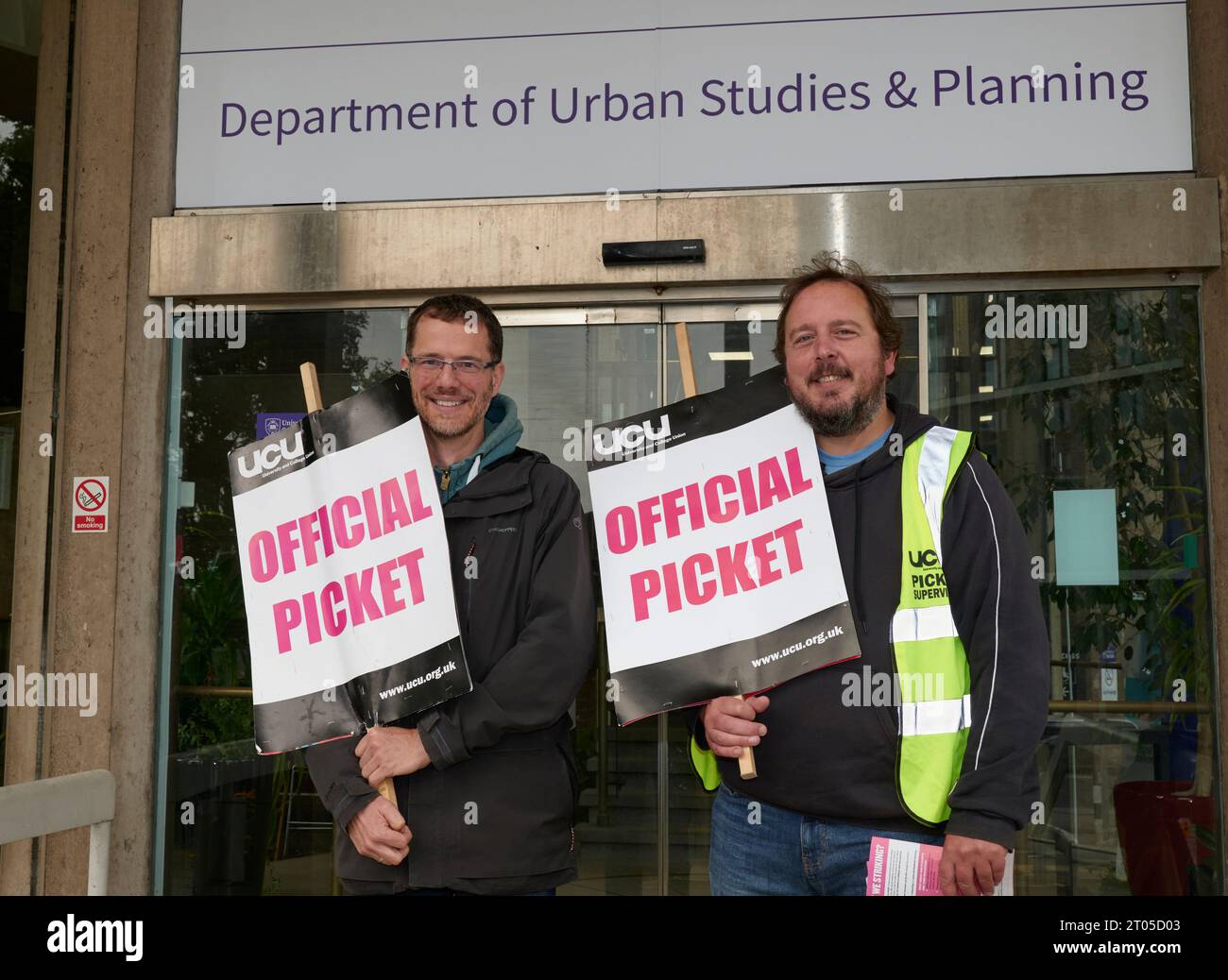 University departments sign hi-res stock photography and images - Alamy