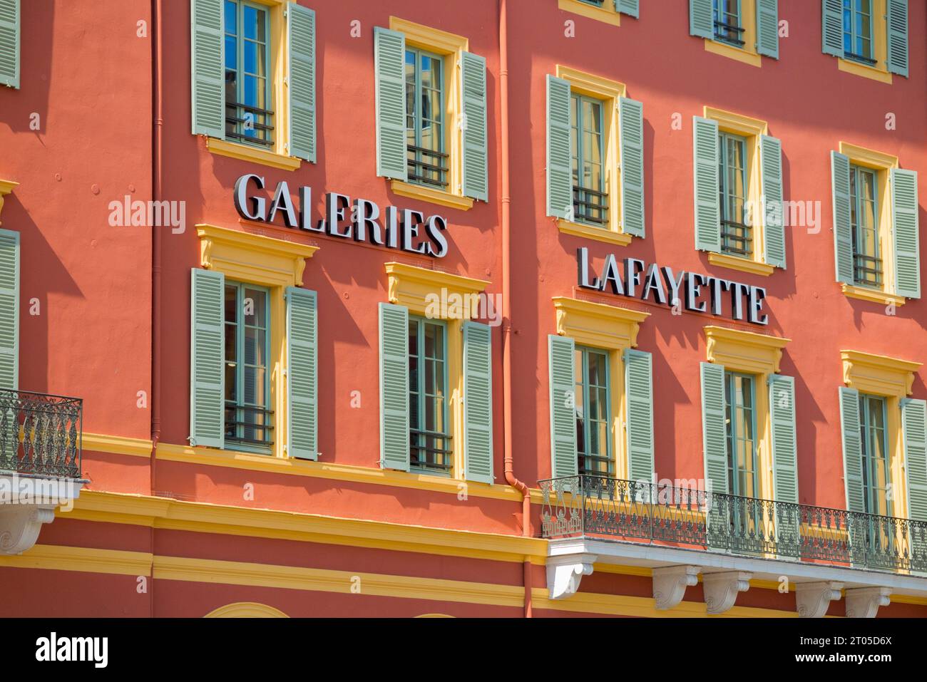 Galeries Lafayette Nice Masséna. Galeries Lafayette is an upmarket ...