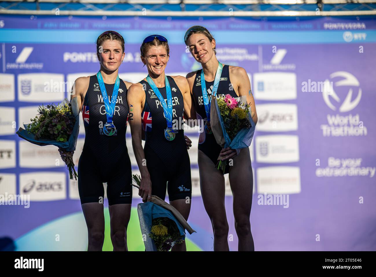 Beth Potter,Cassandre Laure Beaugrand,Kate Waugh on the podium with the ...