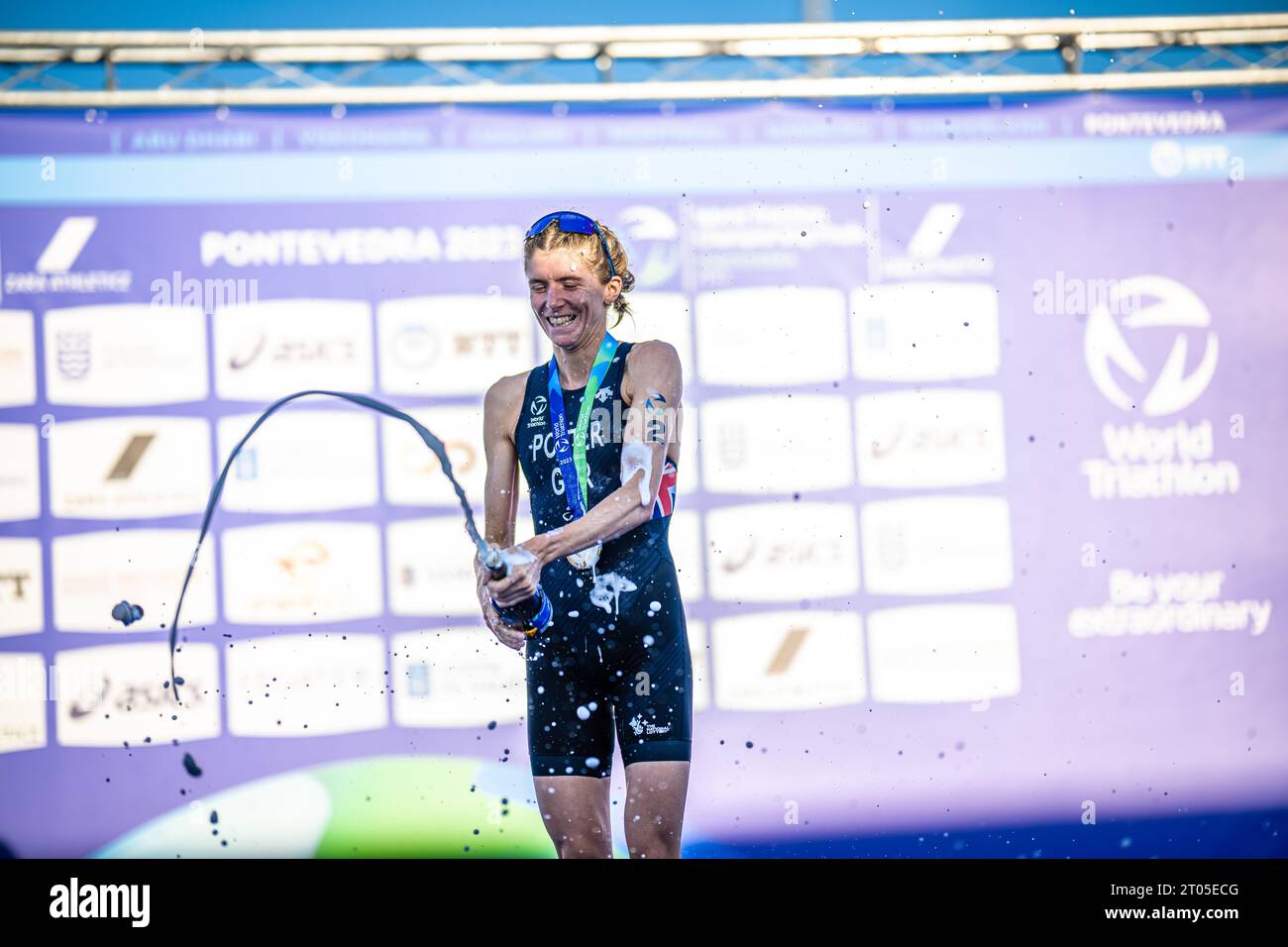 Beth Potter on the podium with the awards ceremony in the 2023 World ...