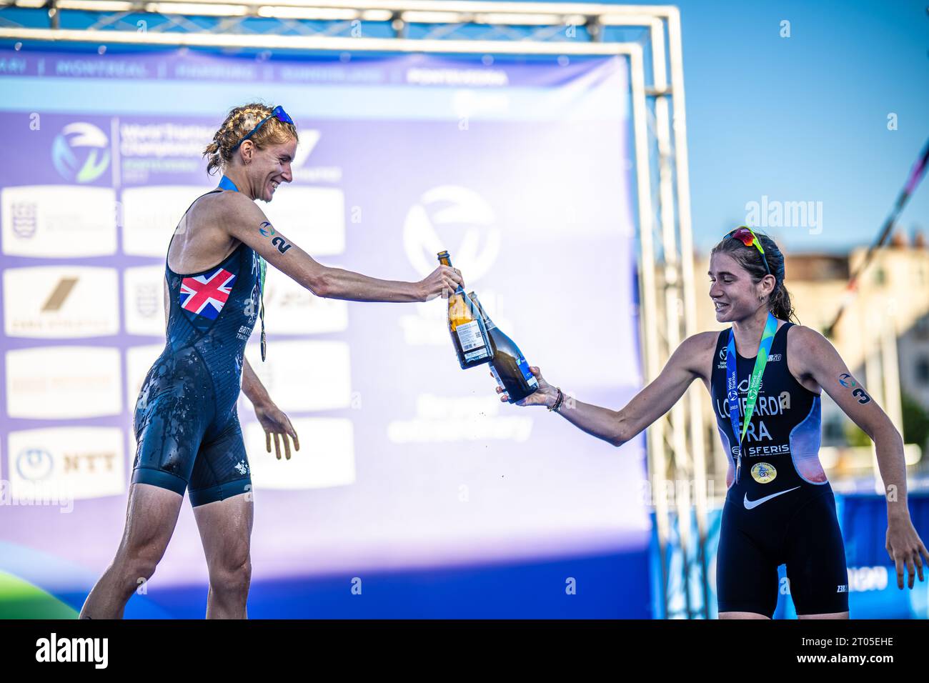 Beth Potter on the podium with the awards ceremony in the 2023 World ...