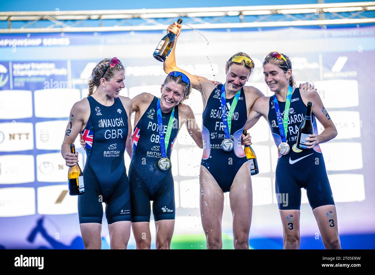 Beth Potter,Cassandre Laure Beaugrand,Kate Waugh on the podium with the ...