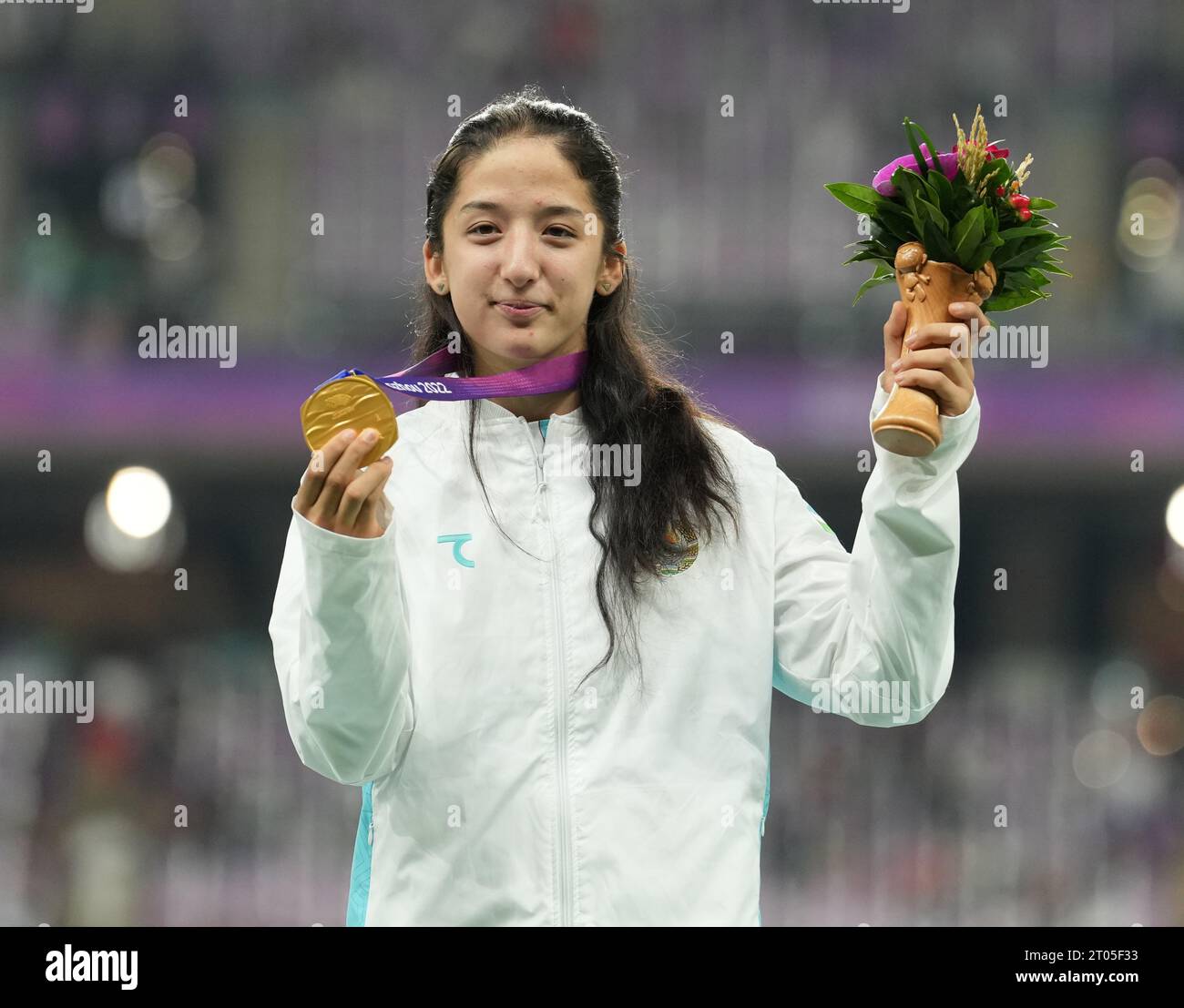Hangzhou, China's Zhejiang Province. 4th Oct, 2023. Gold medalist ...