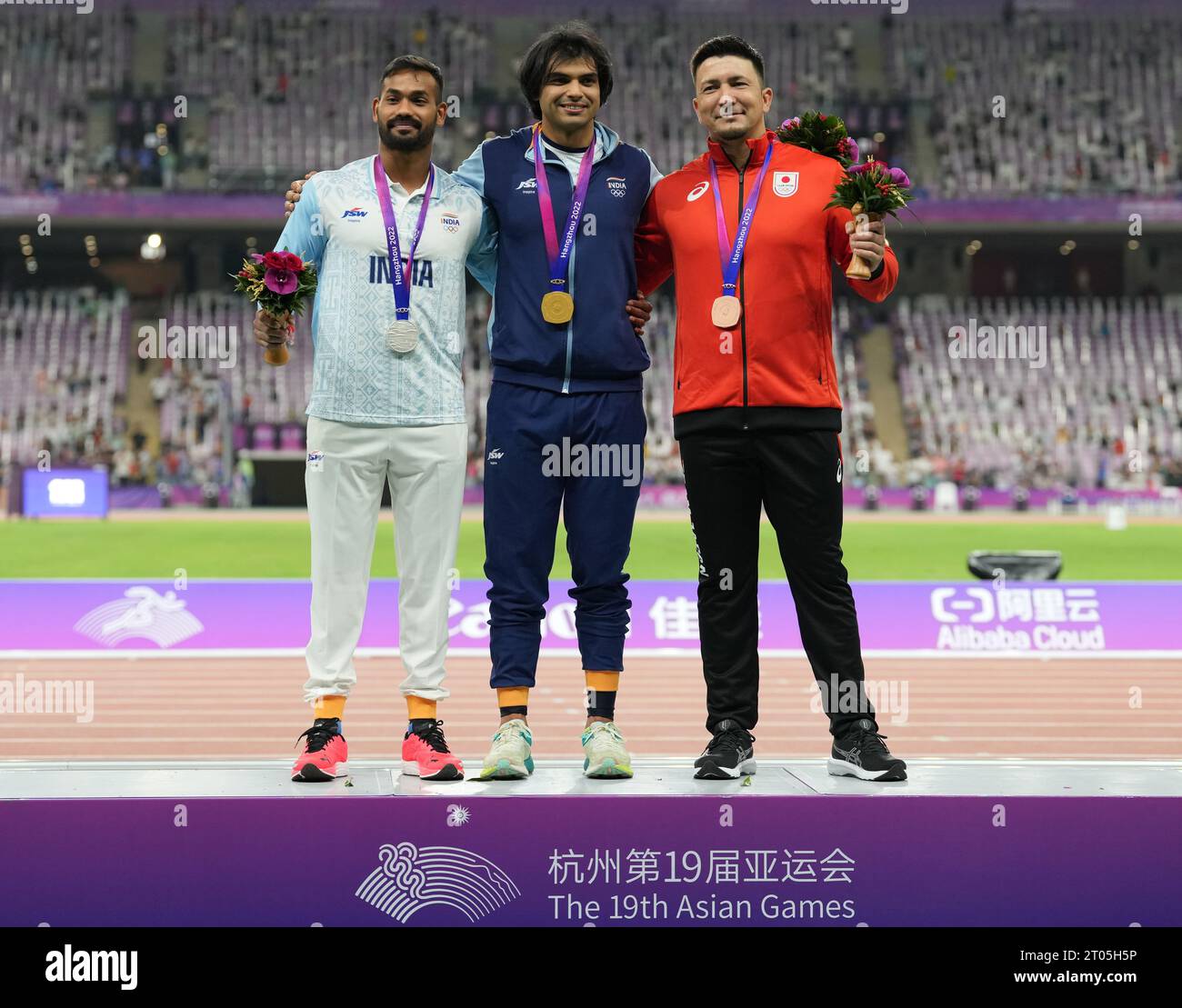Hangzhou, China's Zhejiang Province. 4th Oct, 2023. Gold medalist ...