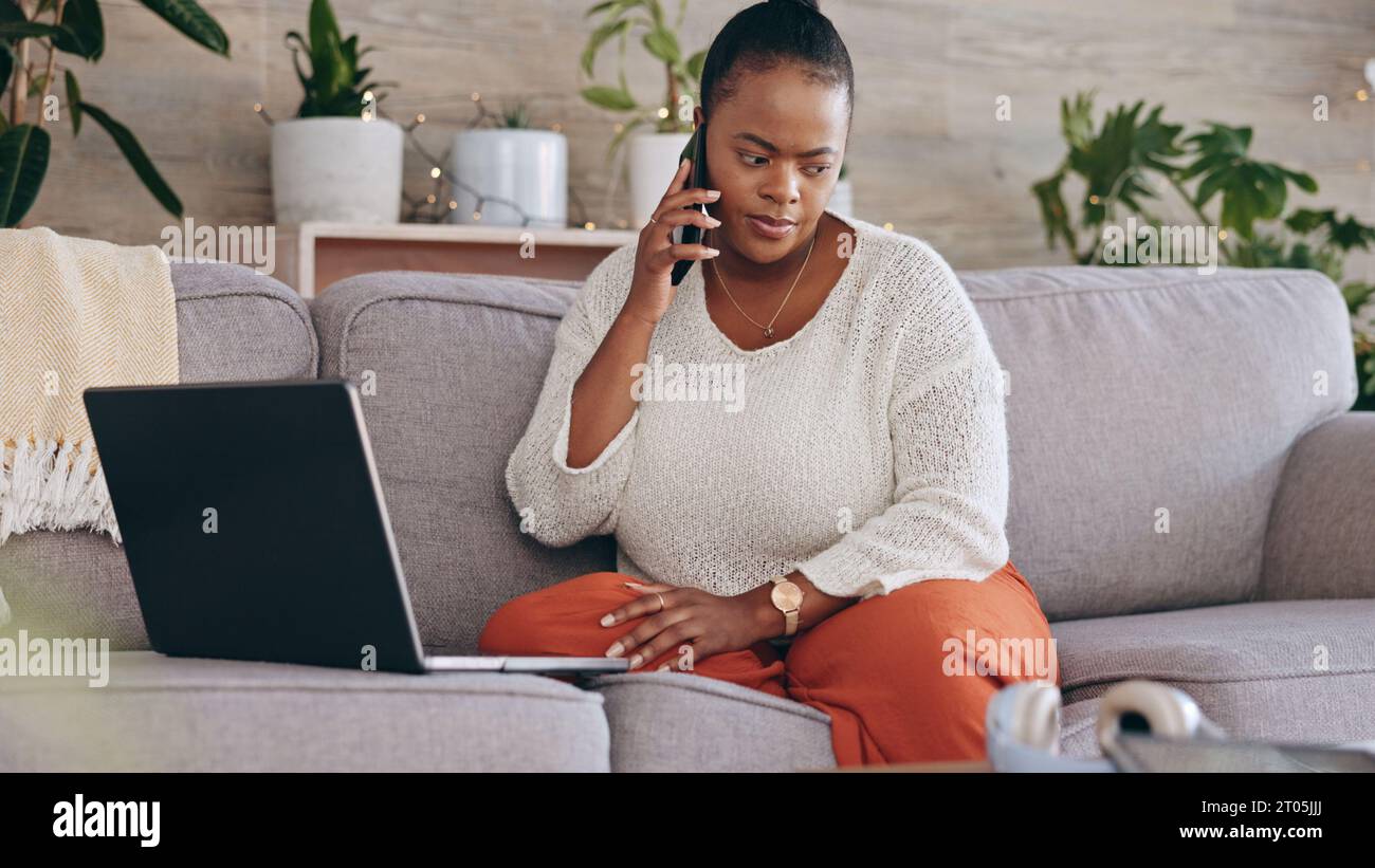 Concerned person computer hi-res stock photography and images - Alamy