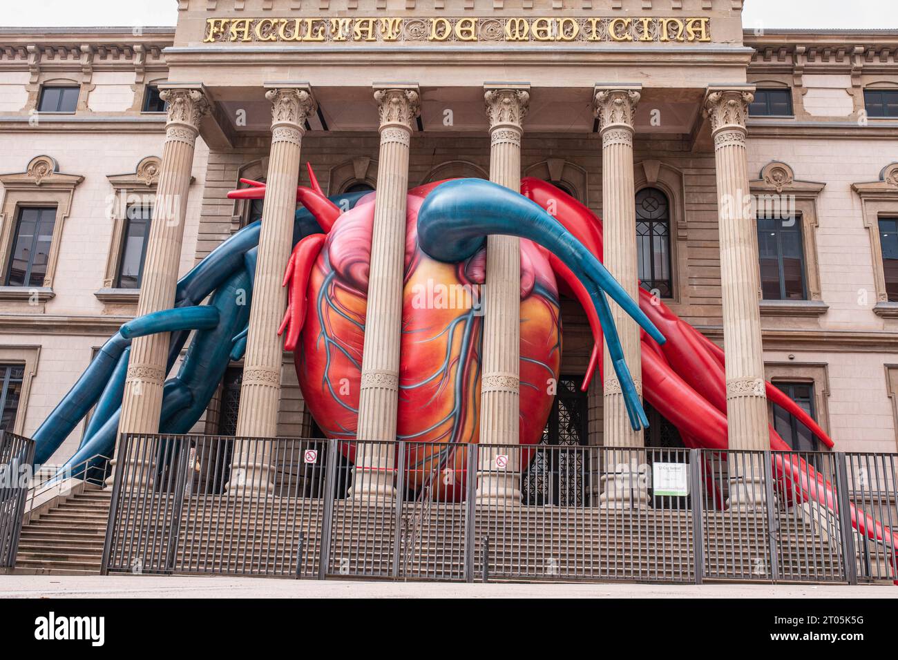 Barcelona, Spain. 2023.10.02. "El Cor Secret" by Jaume Plensa at the ...