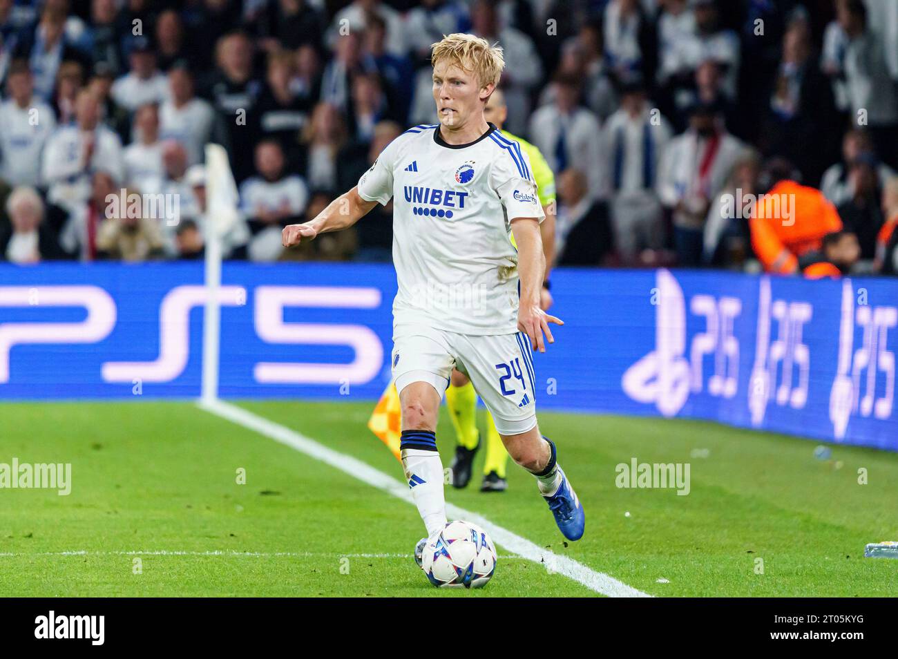 Birger Meling (FC Kopenhagen, #24) DEN, FC Kopenhagen vs. FC Bayern ...