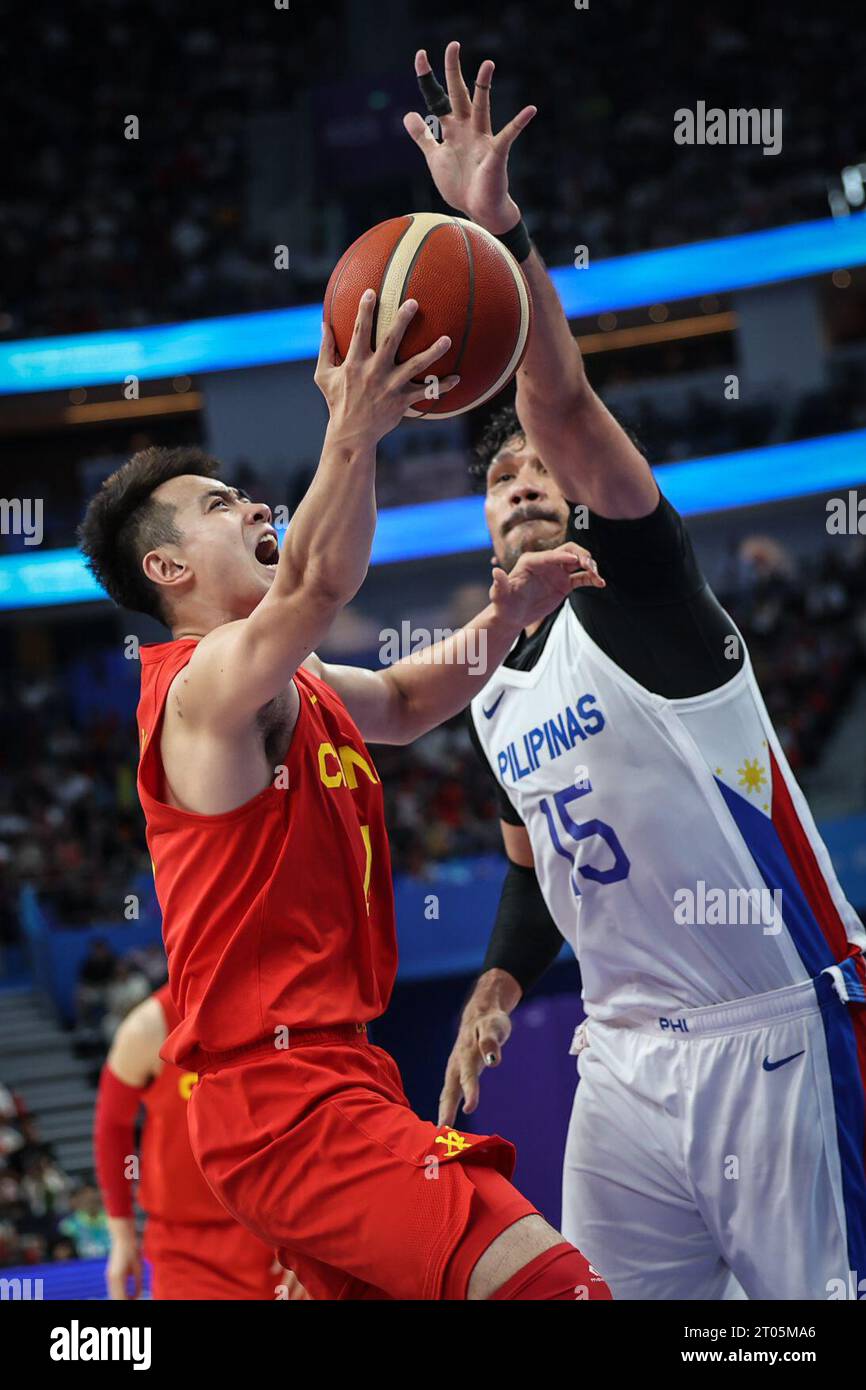 Hangzhou, China's Zhejiang Province. 4th Oct, 2023. Zhao Jiwei (L) of ...