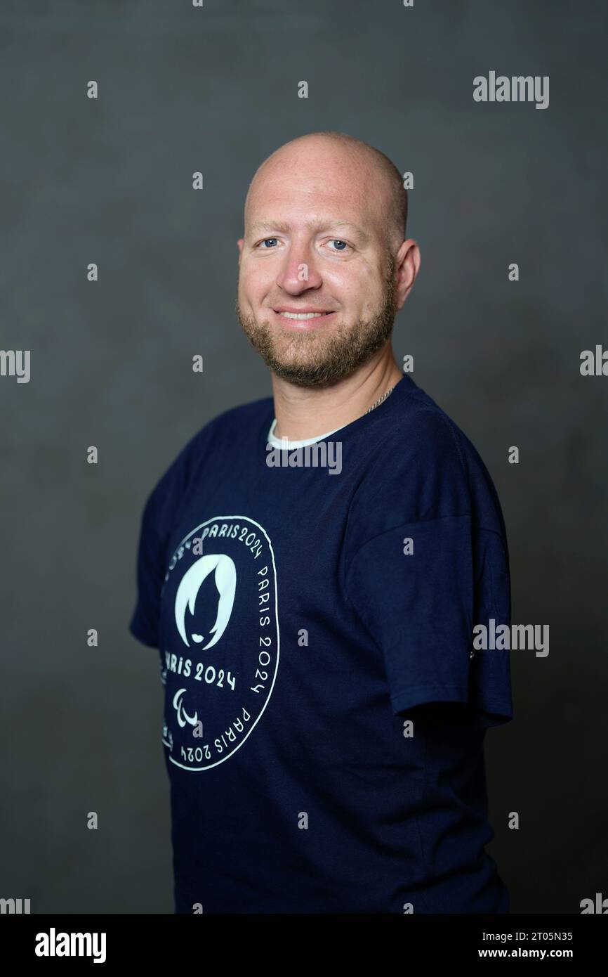 Archer Matt Stutzman of United States poses for a picture during a ...