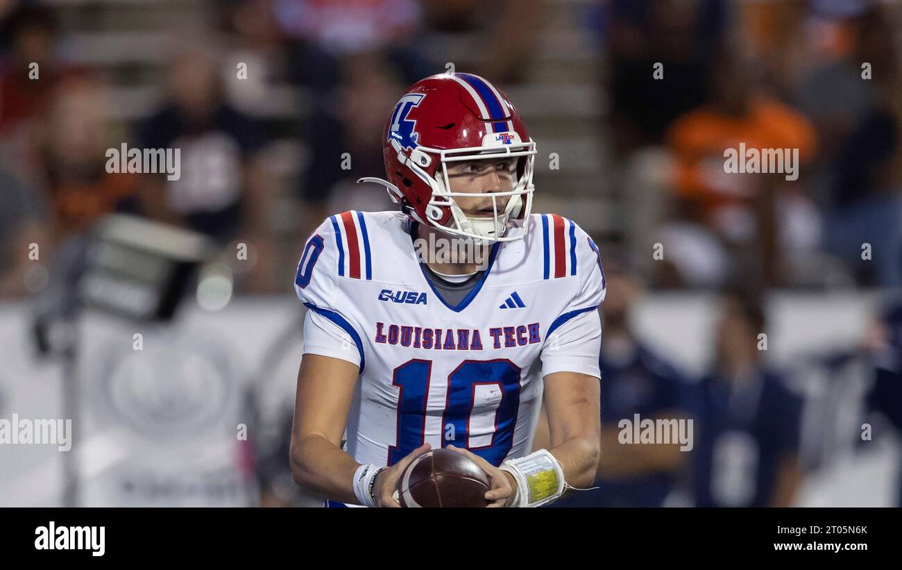 Louisiana Tech quarterback Jack Turner waits for a teammate to hand off ...
