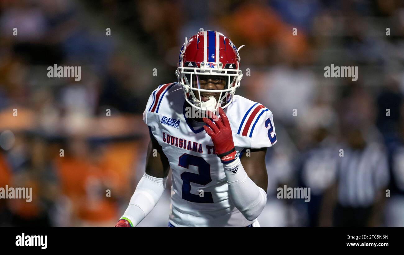Louisiana Tech defensive back Cecil Singleton Jr. waits for the snap ...