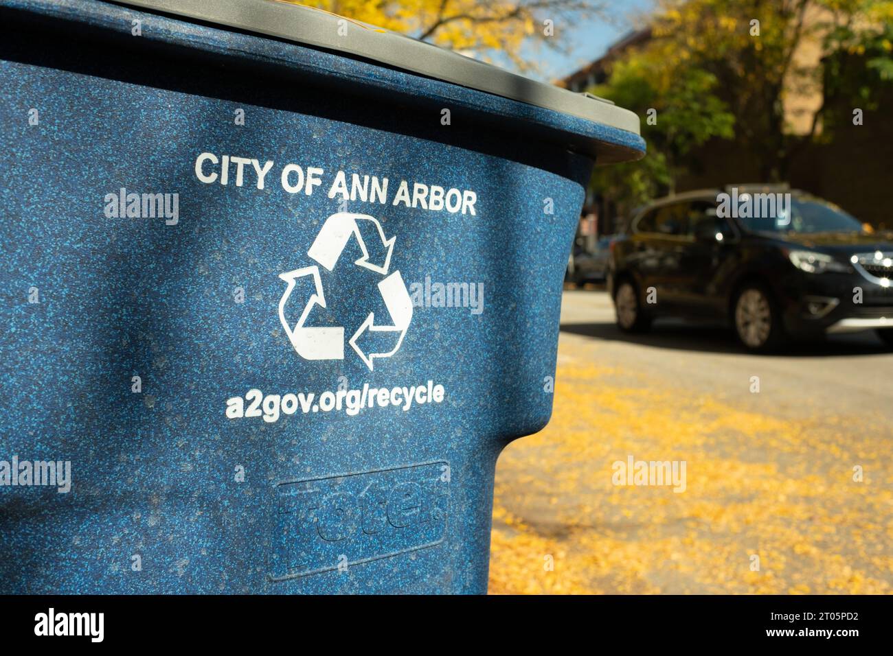 Blue recycle bin with City of Ann Arbor printed on it Stock Photo - Alamy