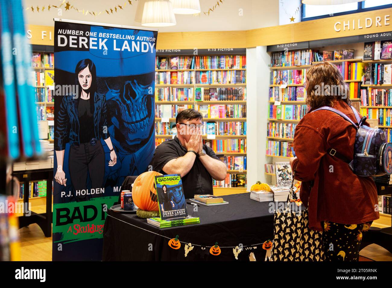 Derek landy hand expressions hi-res stock photography and images - Alamy