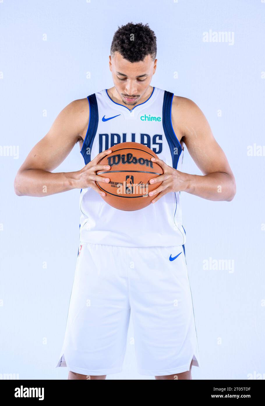 Sept 29, 2023: Dallas Mavericks guard Dante Exum #0 poses during the ...