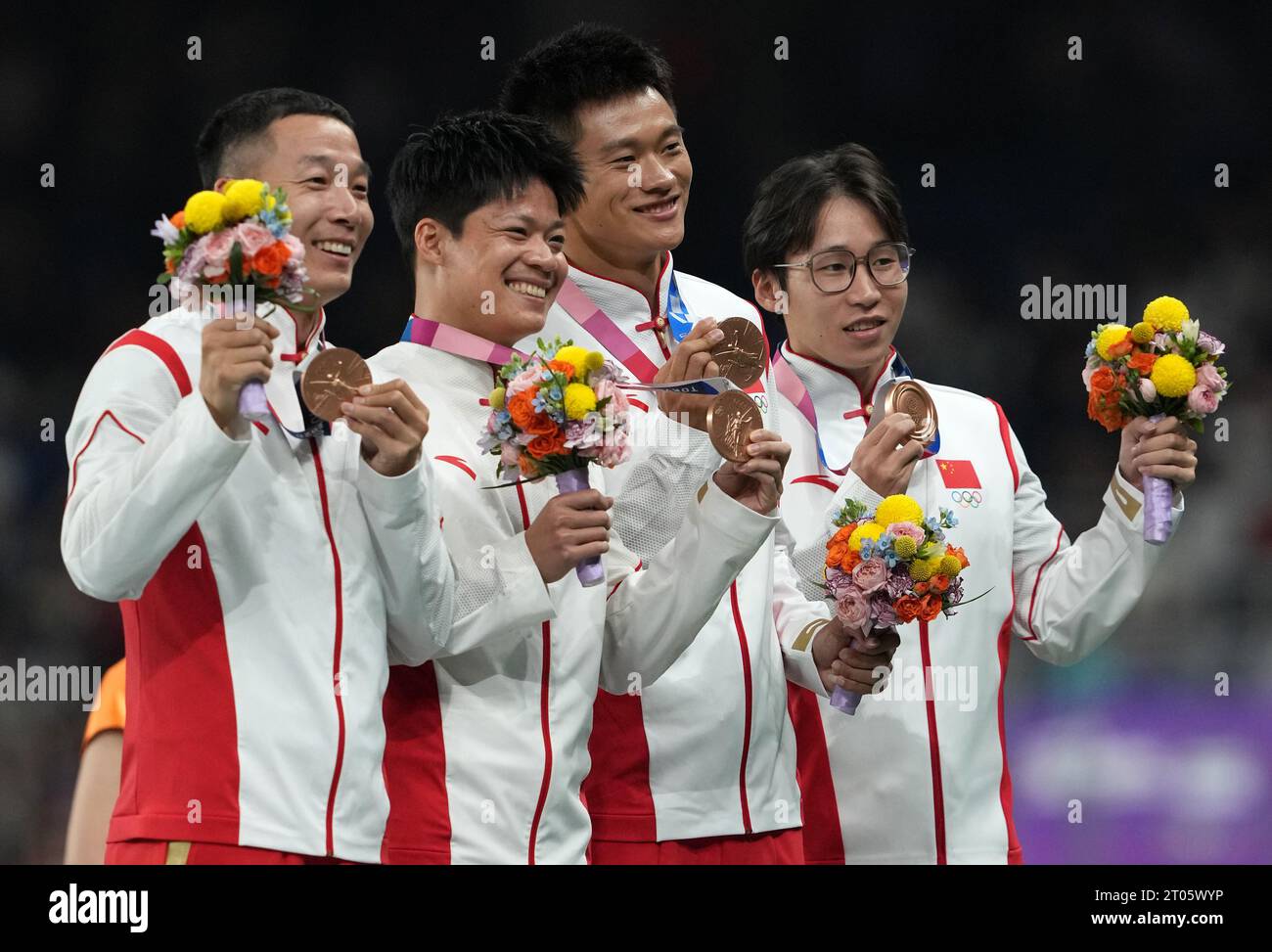 Hangzhou, China's Zhejiang Province. 4th Oct, 2023. Bronze medalists Wu Zhiqiang, Su Bingtian ...