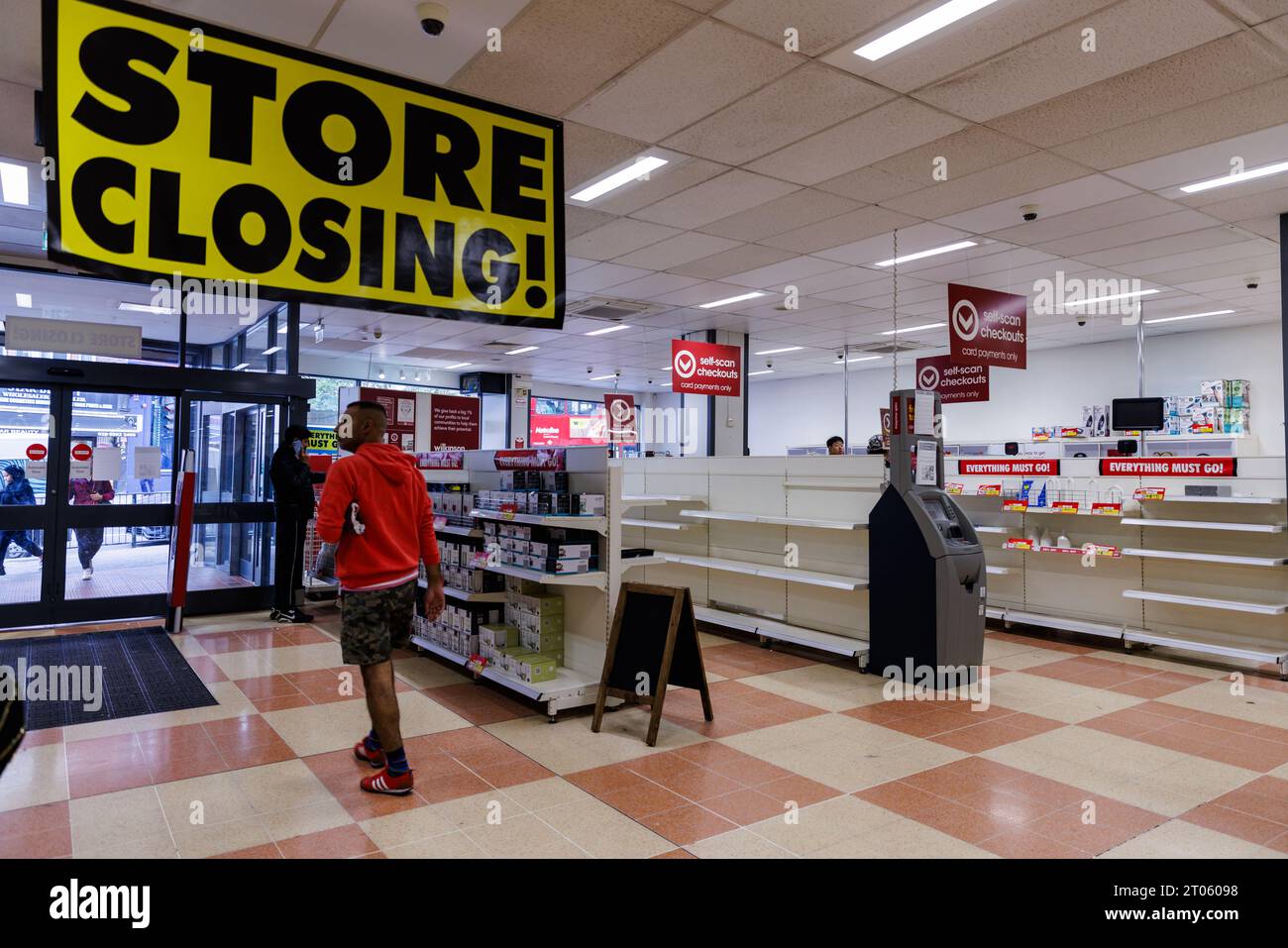 Wilko inside hi-res stock photography and images - Alamy