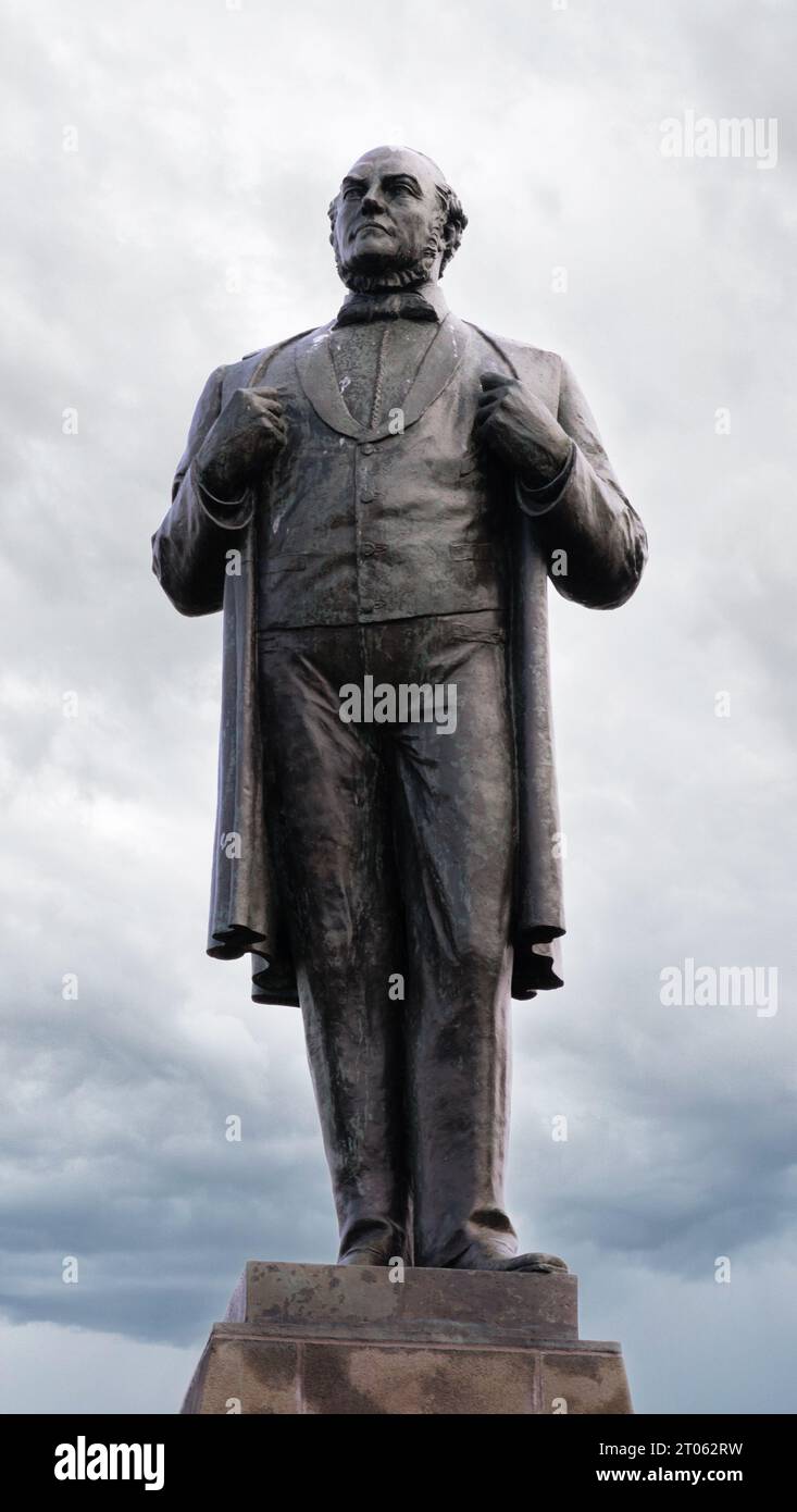Statue of 19th century Iceland scholar and politician Jón Sigurdsson ...