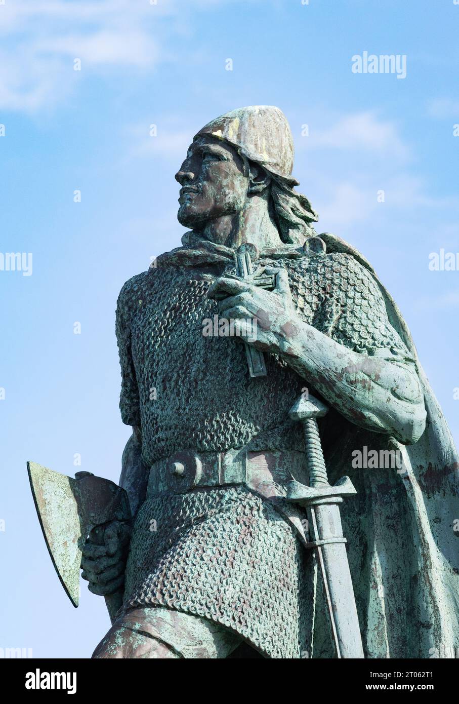 Leif erikson statue hi-res stock photography and images - Alamy