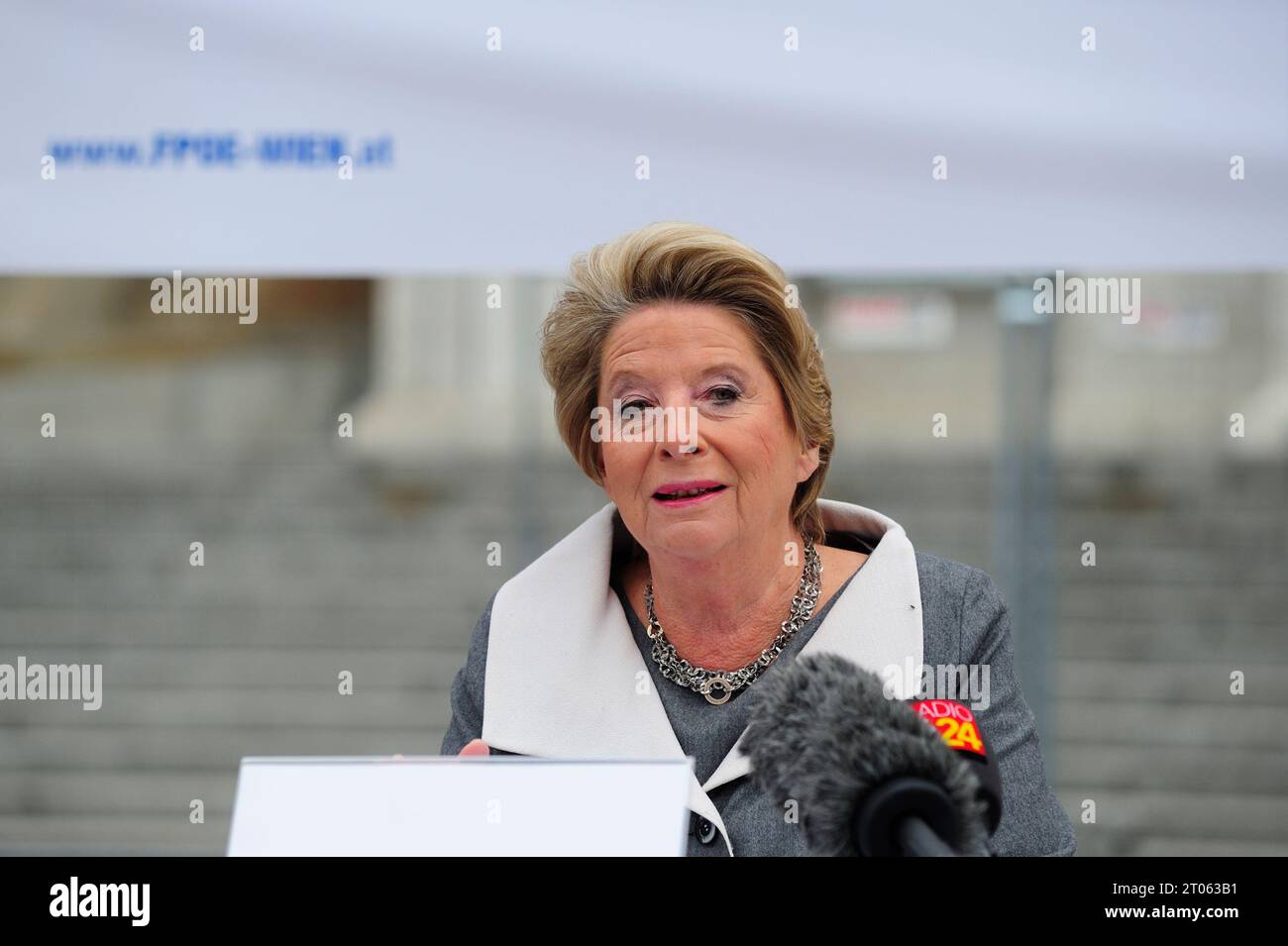 Ursula stenzel hi-res stock photography and images - Alamy