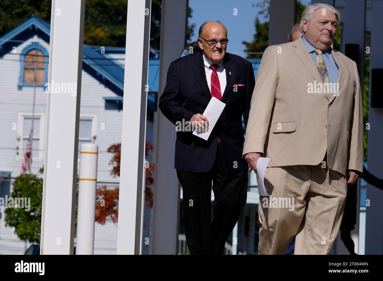 Former New York City Mayor Rudy Giuliani arrives with his attorney Lou ...