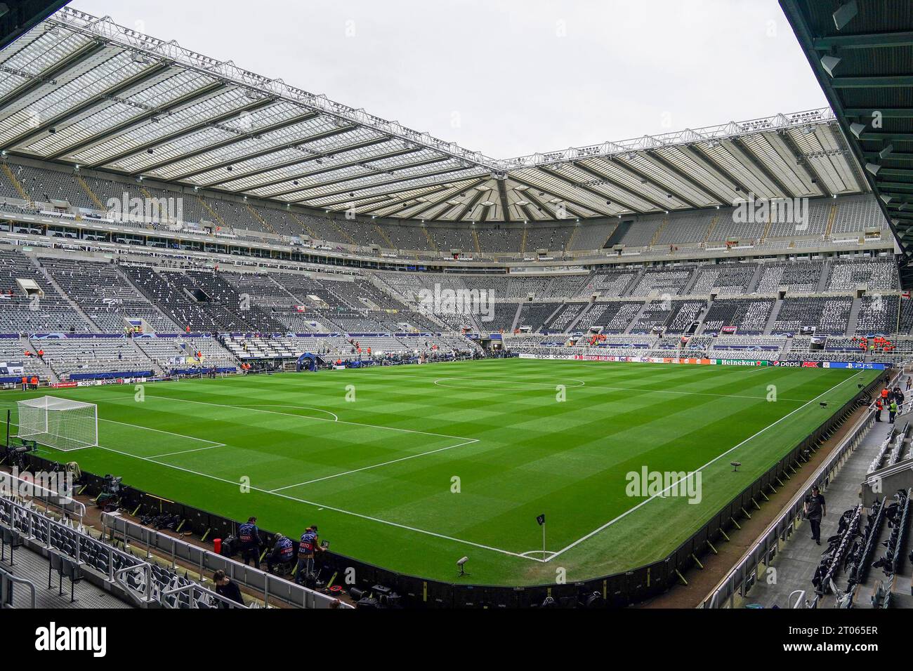 St james park newcastle stadium general hi-res stock photography and ...