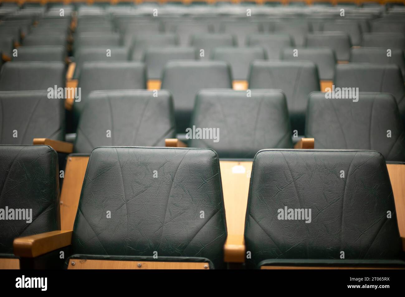Seats in audience. Places to study. Lots of chairs. Places for students ...
