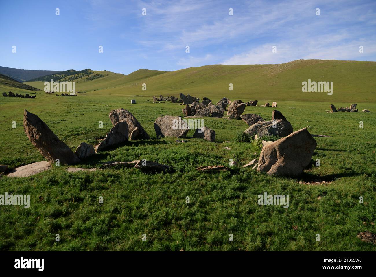 Deer stone monuments and square graves of Temeen Chuluu, Mongolia Stock ...