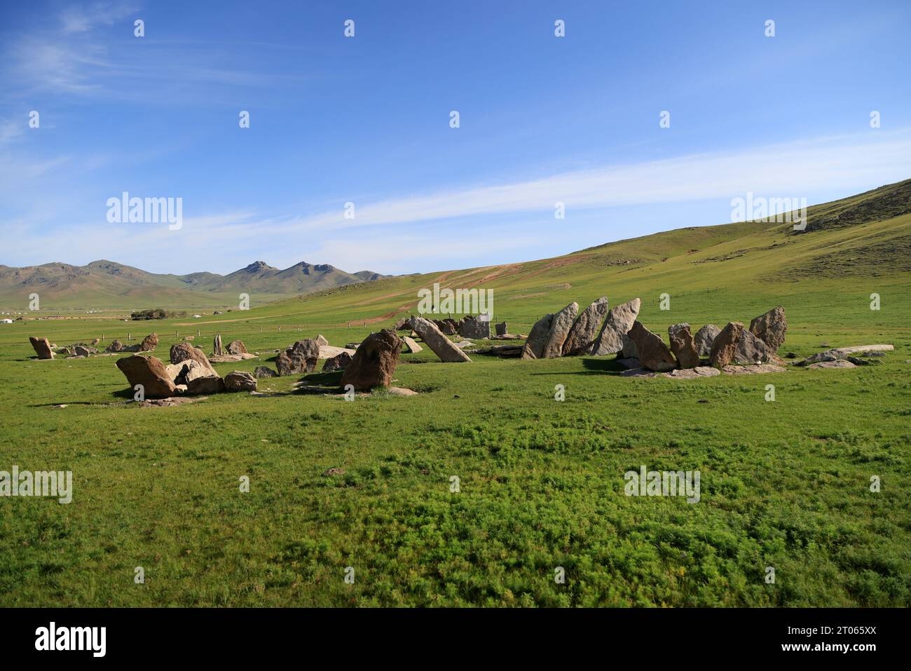 Deer stone monuments and square graves of Temeen Chuluu, Mongolia Stock ...